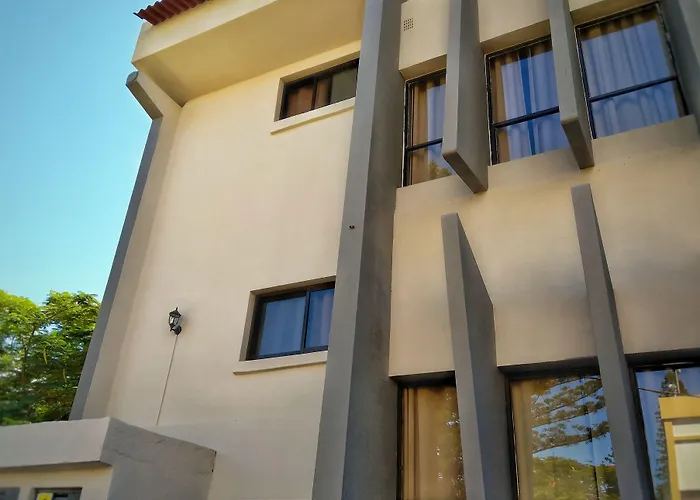 The Top 25 Guest Houses in Maputo in 2026 | Guests House